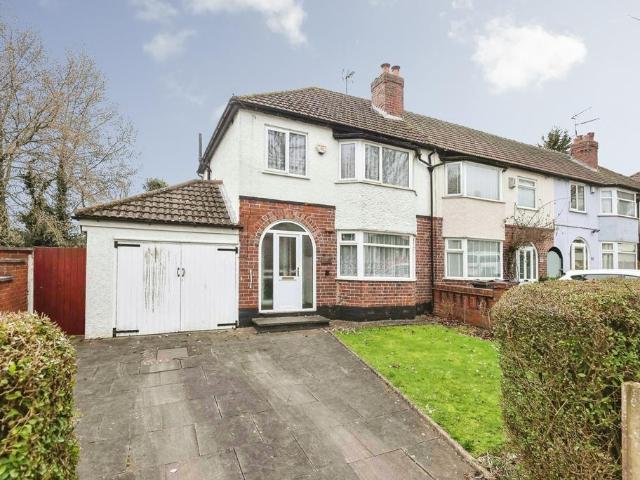 3 bedroom end of terrace house for sale