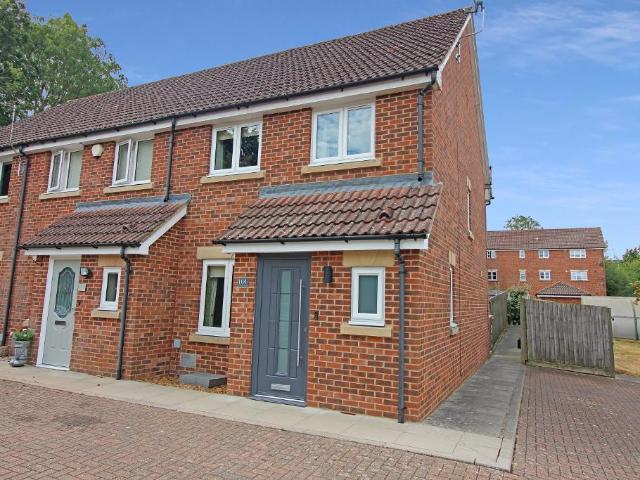 3 bedroom end of terrace house for sale
