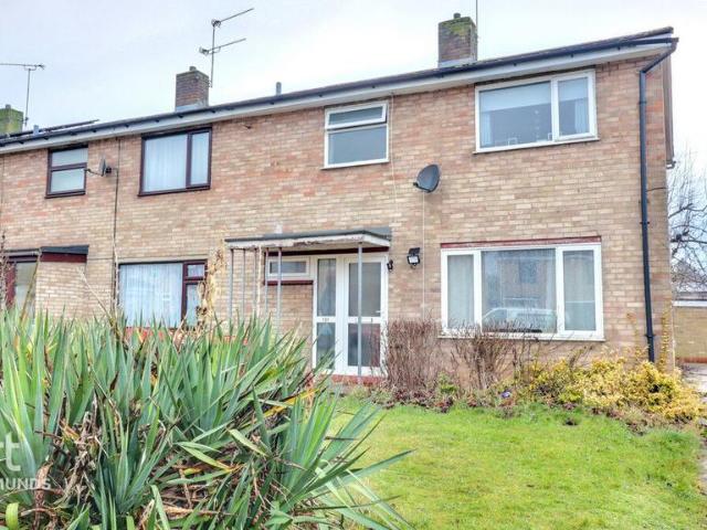 3 bedroom end of terrace house for sale