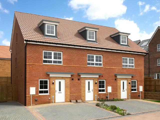 3 bedroom end of terrace house for sale