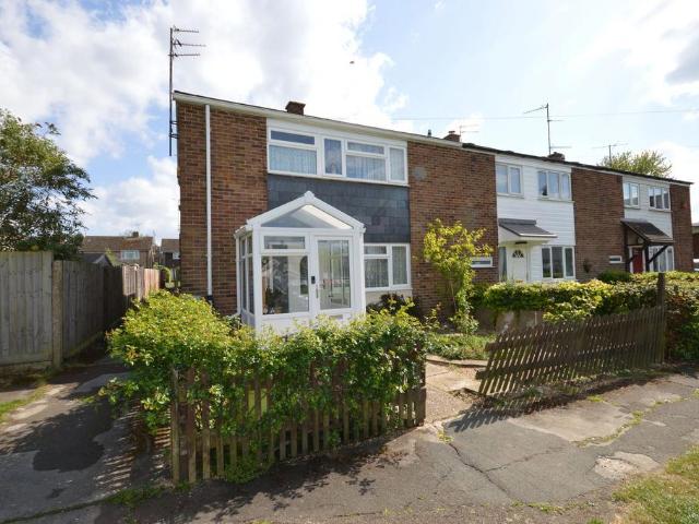 3 bedroom end of terrace house for sale