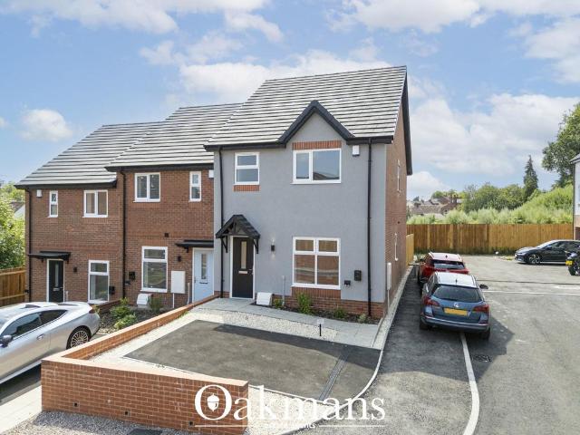 3 bedroom end of terrace house for sale