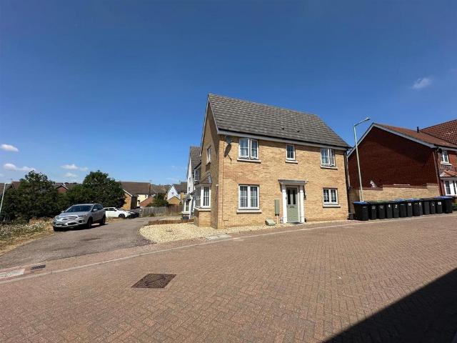 3 bedroom end of terrace house for sale