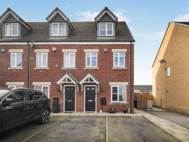 3 bedroom end of terrace house for sale