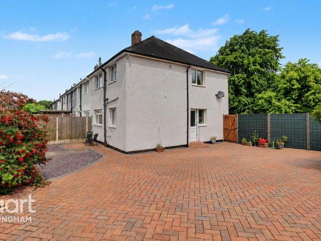 3 bedroom end of terrace house for sale
