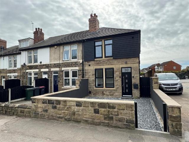 3 bedroom end of terrace house for sale