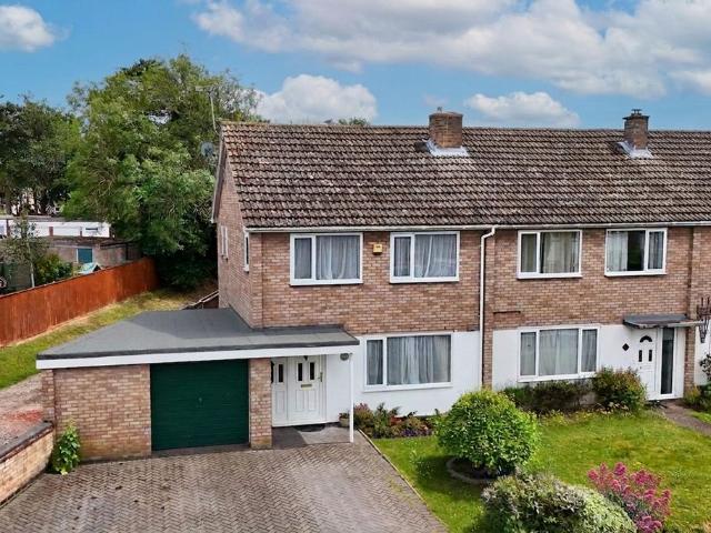 3 bedroom end of terrace house for sale