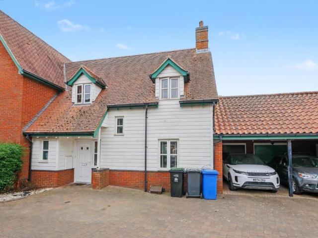 3 bedroom end of terrace house for sale