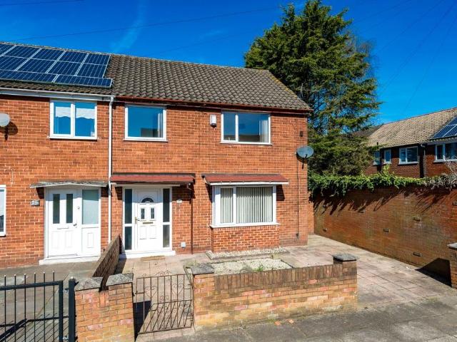 3 bedroom end of terrace house for sale