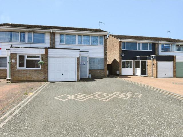 3 bedroom end of terrace house for sale