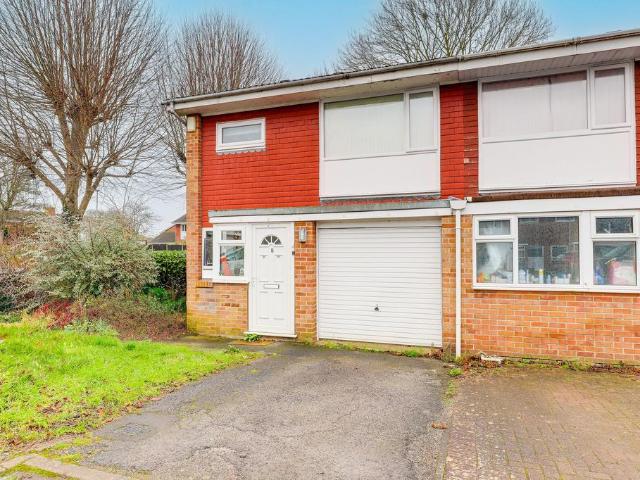 3 bedroom end of terrace house for sale