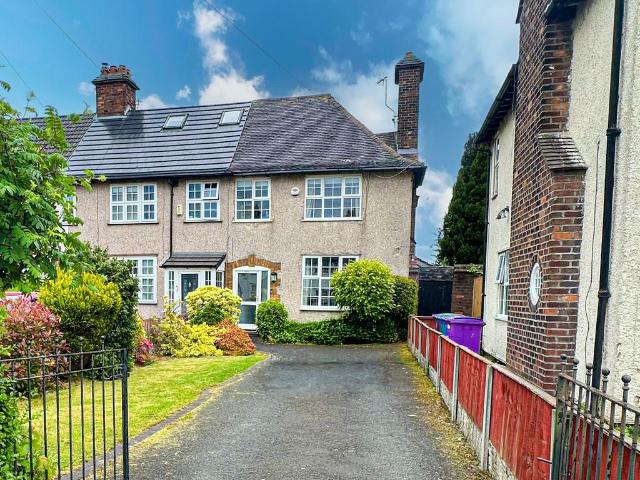 3 bedroom end of terrace house for sale