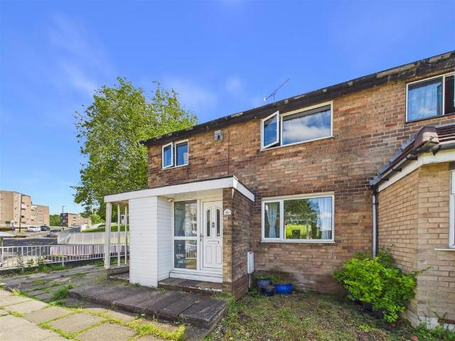 3 bedroom end of terrace house for sale