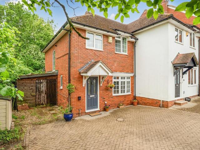 3 bedroom end of terrace house for sale