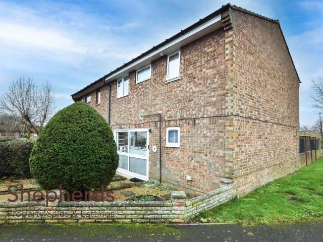 3 bedroom end of terrace house for sale