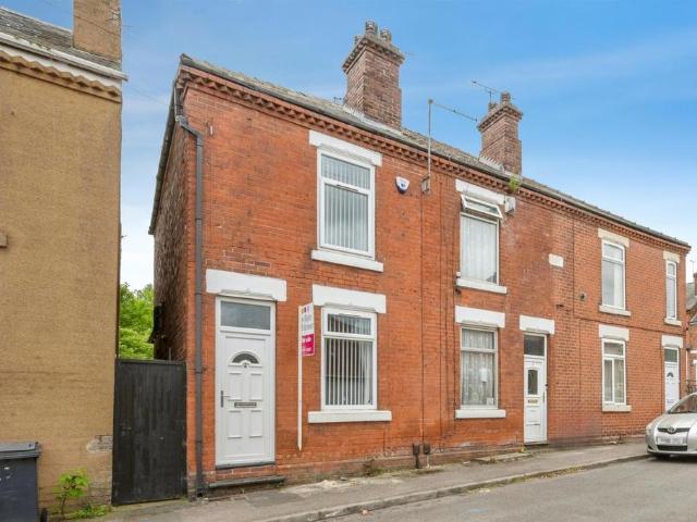 3 bedroom end of terrace house for sale