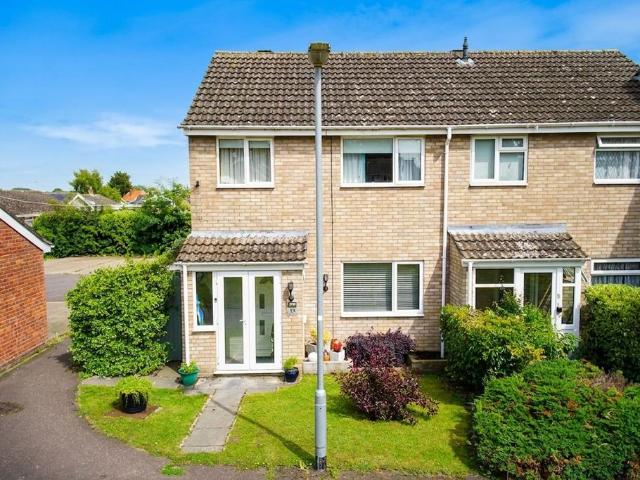3 bedroom end of terrace house for sale