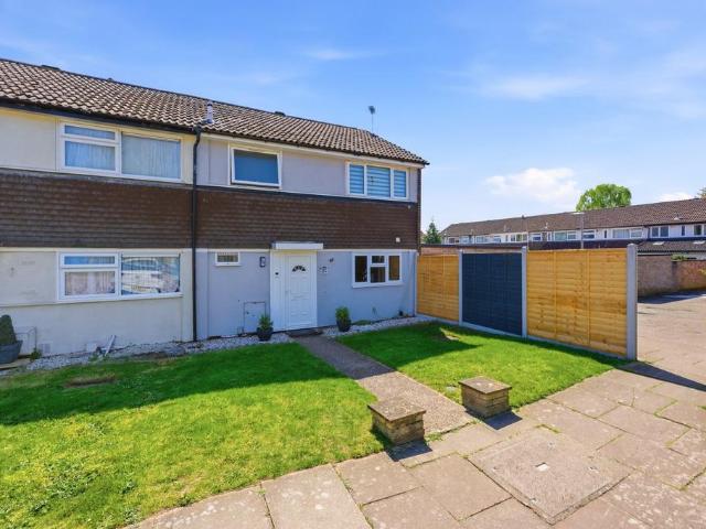 3 bedroom end of terrace house for sale