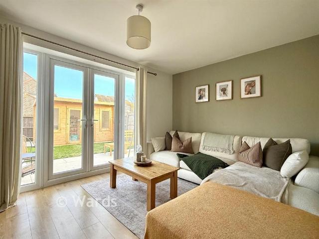 3 bedroom end of terrace house for sale