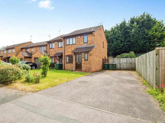 3 bedroom end of terrace house for sale