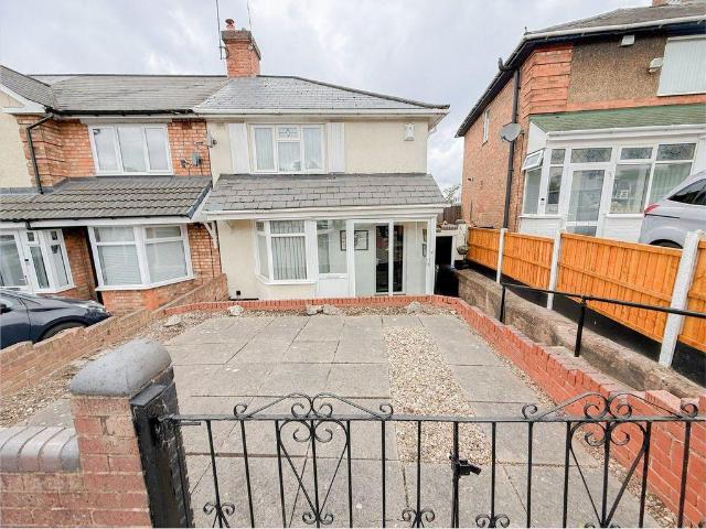 3 bedroom end of terrace house for sale