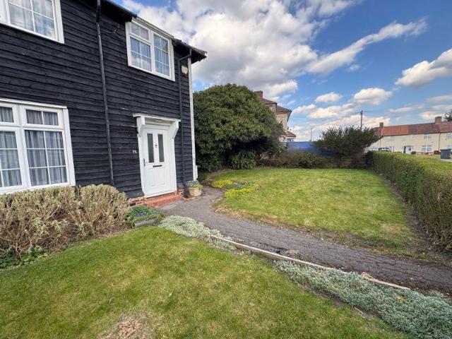 3 bedroom end of terrace house for sale