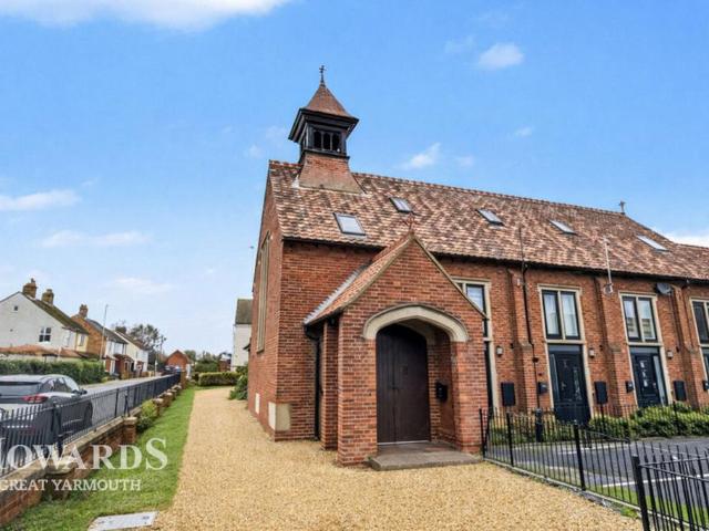 3 bedroom end of terrace house for sale