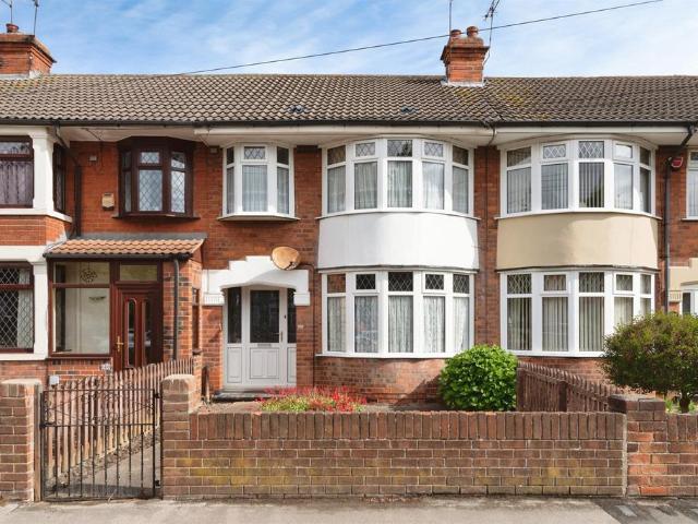 3 bedroom end of terrace house for sale