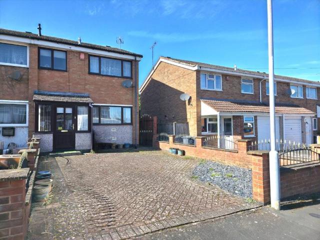 3 bedroom end of terrace house for sale