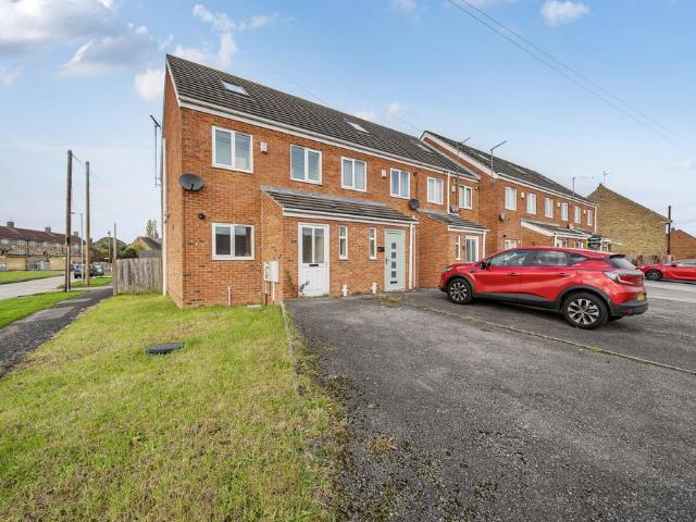 3 bedroom end of terrace house for sale