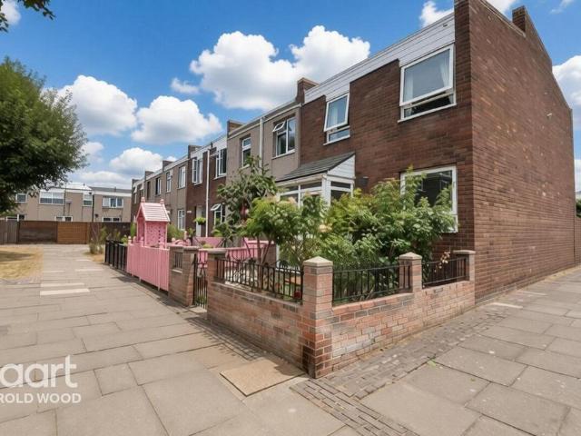 3 bedroom end of terrace house for sale