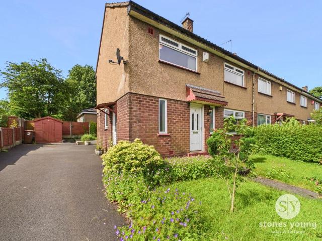 3 bedroom end of terrace house for sale