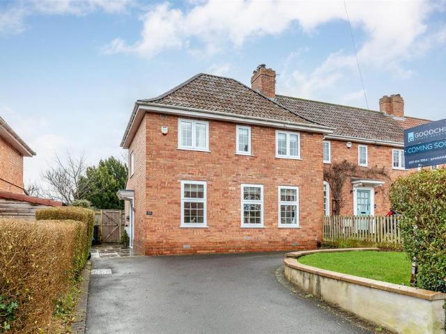 3 bedroom end of terrace house for sale