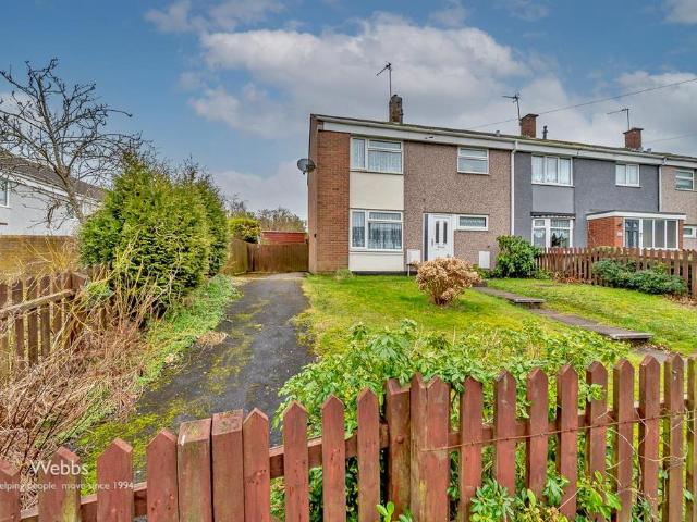 3 bedroom end of terrace house for sale