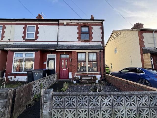 3 bedroom end of terrace house for sale