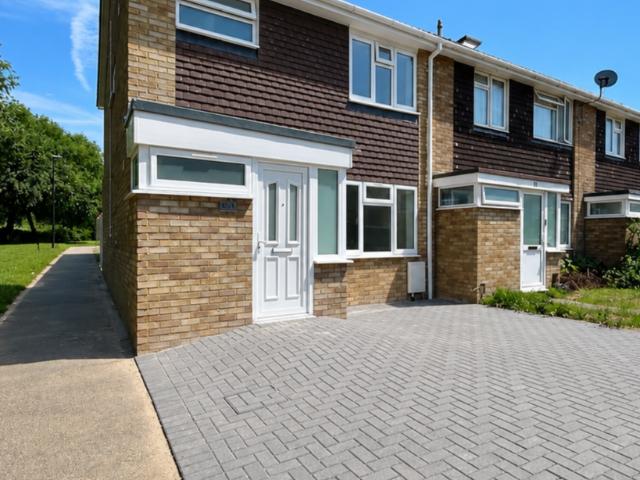 3 bedroom end of terrace house for sale