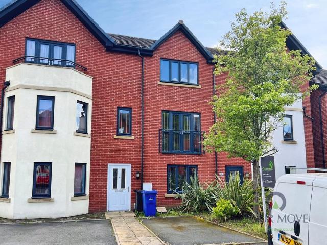 3 bedroom terraced house for sale