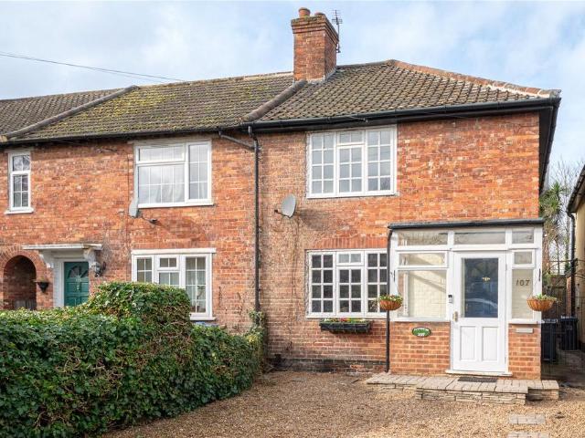 3 bedroom end of terrace house for sale
