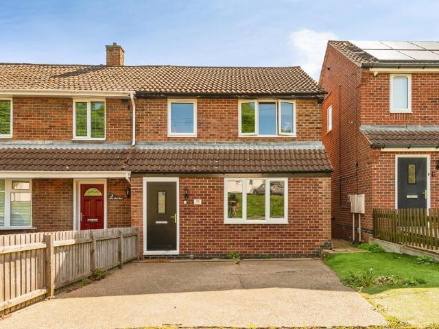 3 bedroom end of terrace house for sale