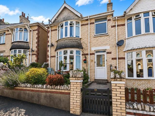 3 bedroom end of terrace house for sale