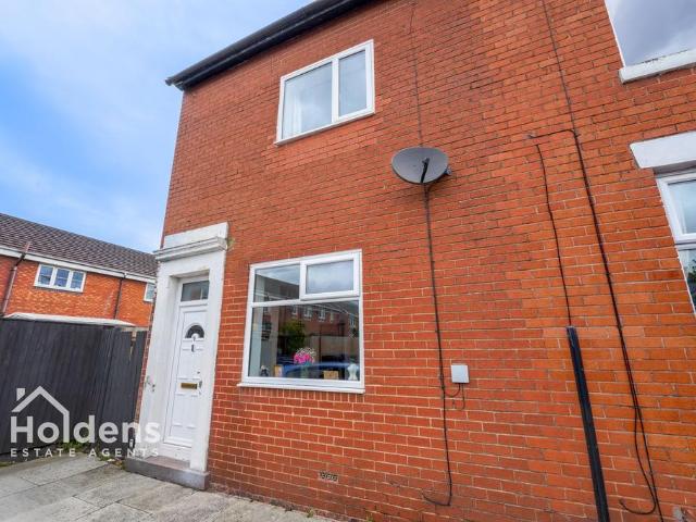 3 bedroom end of terrace house for sale