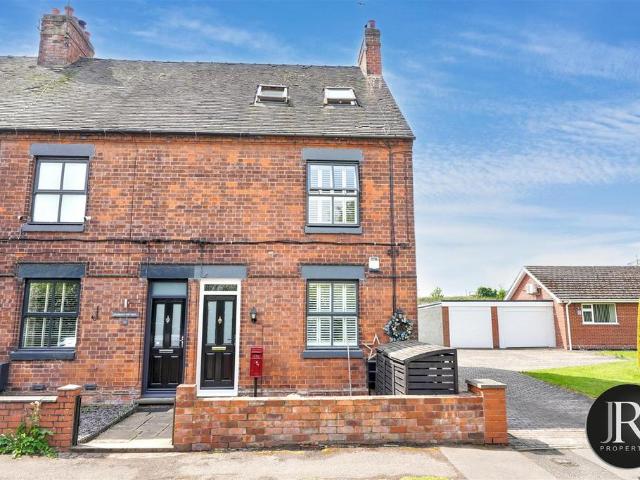 3 bedroom end of terrace house for sale