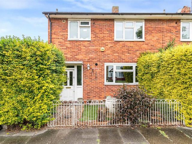3 bedroom end of terrace house for sale