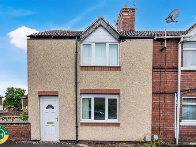 3 bedroom end of terrace house for sale