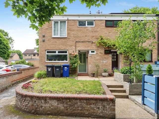3 bedroom end of terrace house for sale