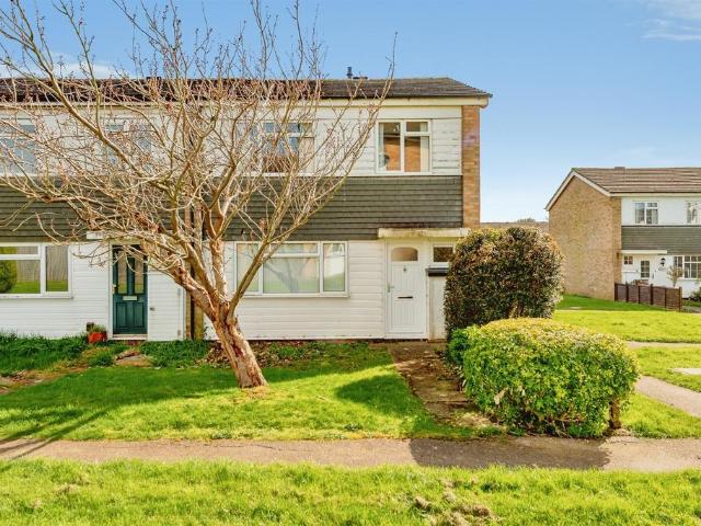 3 bedroom end of terrace house for sale
