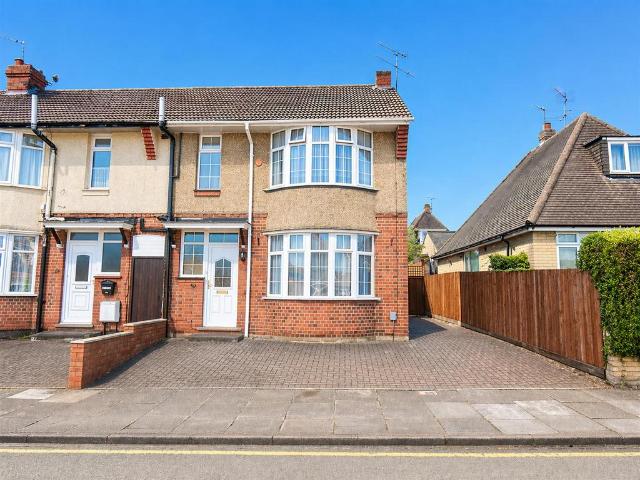 3 bedroom end of terrace house for sale