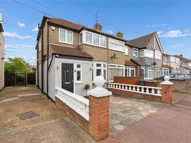 3 bedroom end of terrace house for sale