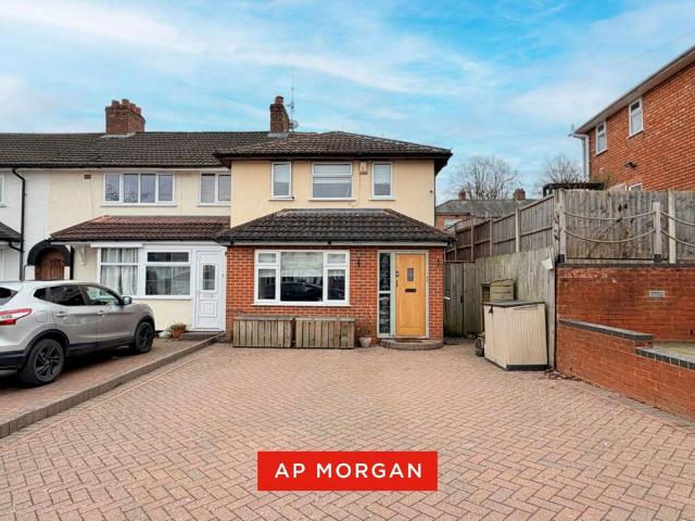 3 bedroom end of terrace house for sale