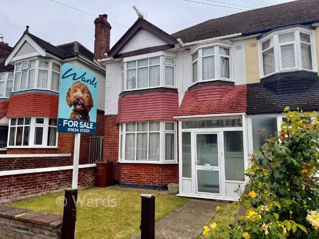 3 bedroom end of terrace house for sale